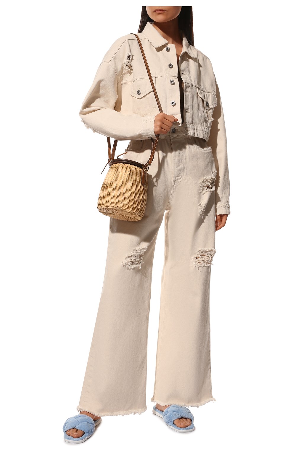 Женская бежевая сумка Miu Miu — купить в интернет магазине ЦУМ арт 5be073 2bvu F0kfz Ooo