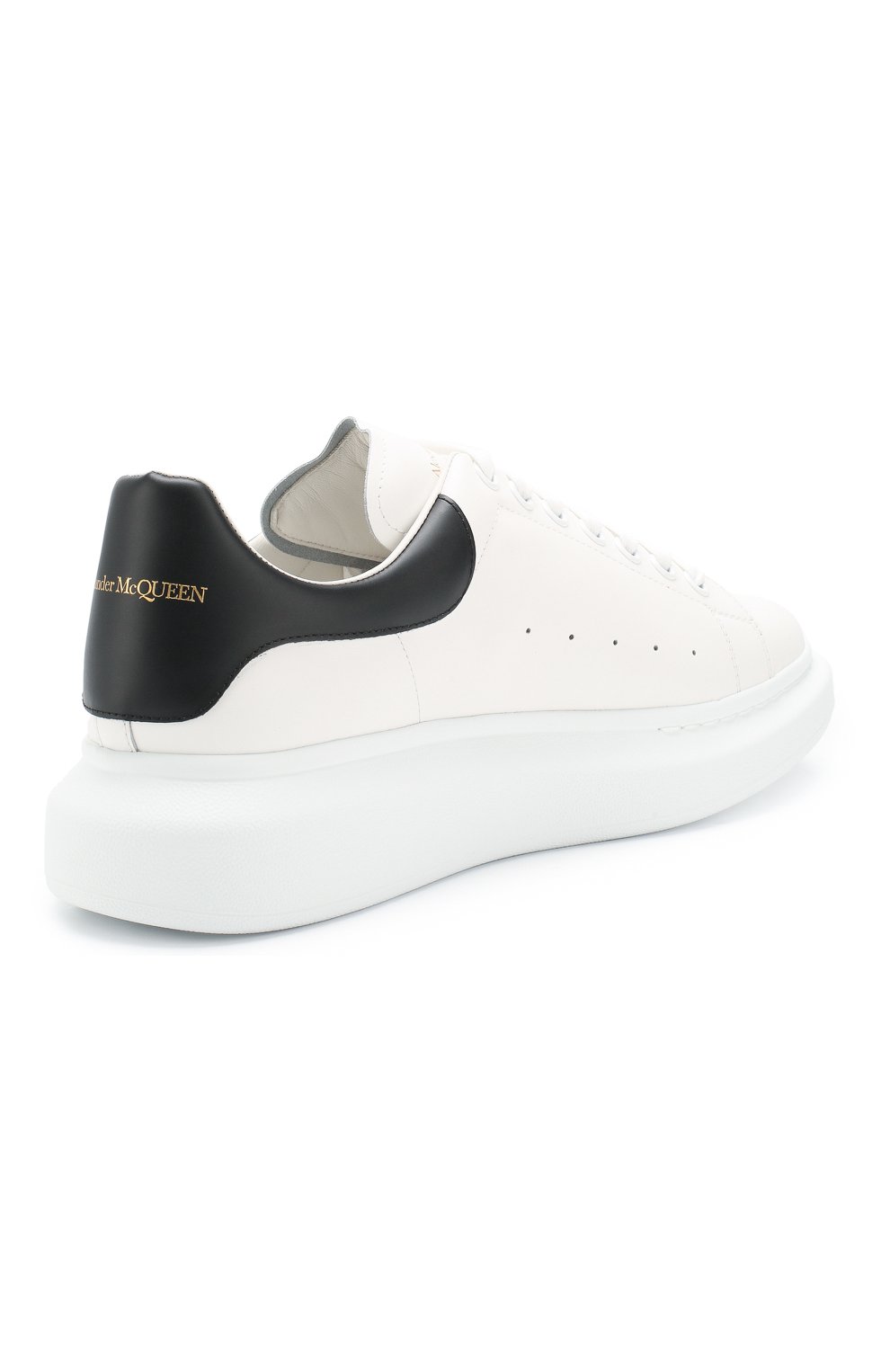 Мужские белые кожаные кеды oversized ALEXANDER MCQUEEN купить в ...